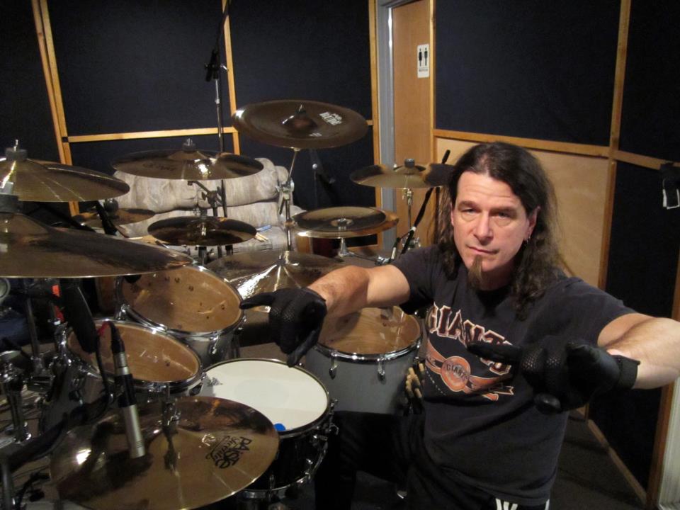 Slayer anuncia retorno de Paul Bostaph ao posto de baterista da banda ...